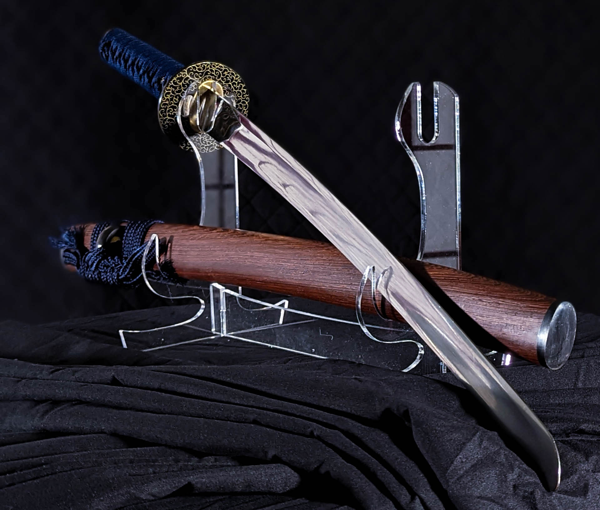 Raiju 雷鷲 Wakizashi - Akado Armory